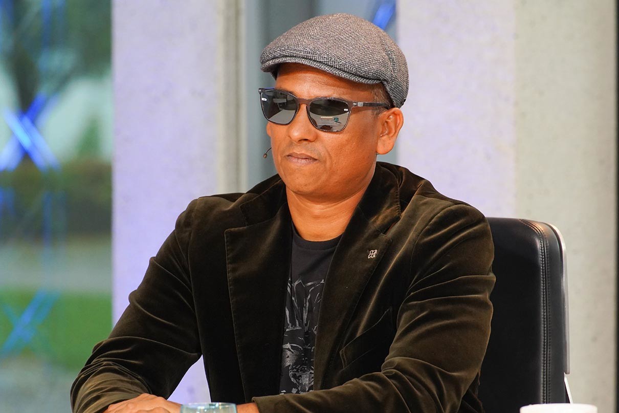 Xavier Naidoo von RTL bei DSDS-Jury rausgeworfen - Promigeflüster